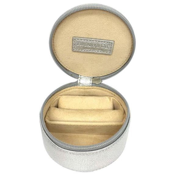 Tiffany & Co. | Jewelry | Tiffany Co Tiffany Case Pouch Leather Silver ...